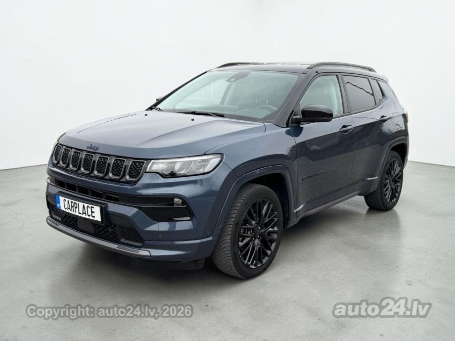 Blue Jeep Compass 2022 in Tallinn, with an engine capacity of 1.30 L and mileage of 139 thousand km for 19999 €, photo 3 on AUTOMOTO.COM.LV