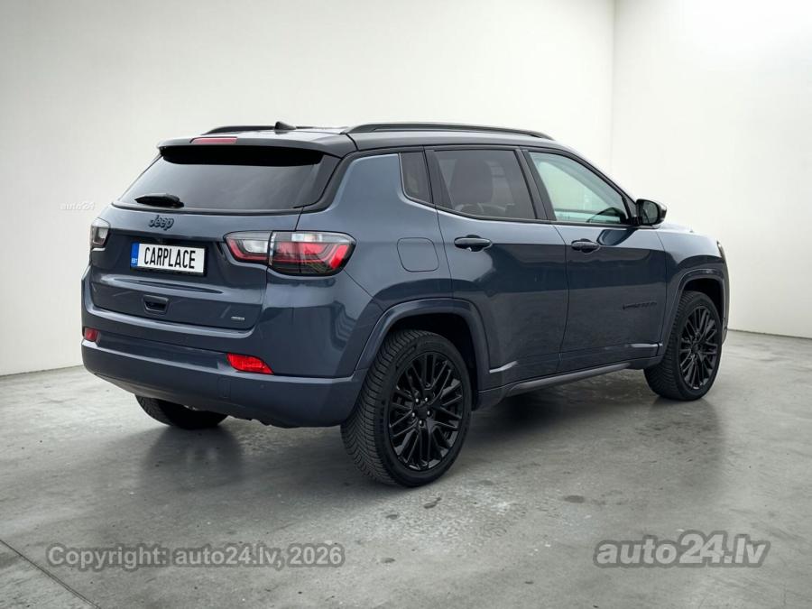 Blue Jeep Compass 2022 in Tallinn, with an engine capacity of 1.30 L and mileage of 139 thousand km for 19999 €, photo 8 on AUTOMOTO.COM.LV