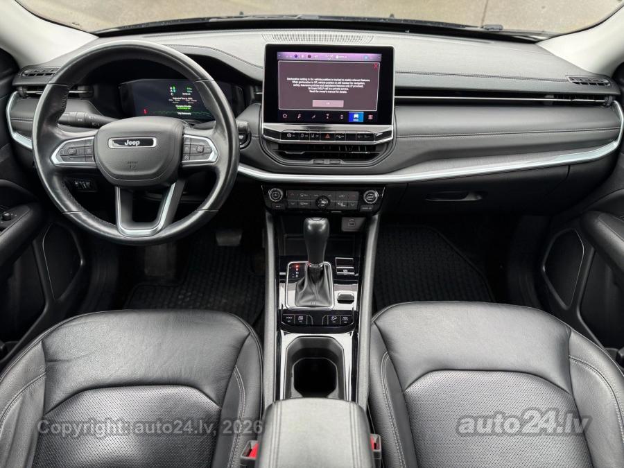 Blue Jeep Compass 2022 in Tallinn, with an engine capacity of 1.30 L and mileage of 139 thousand km for 19999 €, photo 14 on AUTOMOTO.COM.LV