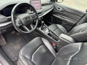 Blue Jeep Compass 2022 in Tallinn, with an engine capacity of 1.30 L and mileage of 139 thousand km for 19999 €, photo 17 on AUTOMOTO.COM.LV