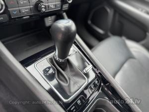Blue Jeep Compass 2022 in Tallinn, with an engine capacity of 1.30 L and mileage of 139 thousand km for 19999 €, photo 22 on AUTOMOTO.COM.LV