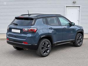 Blue Jeep Compass 2022 in Vilnius, with an engine capacity of 1.33 L and mileage of 131 thousand km for 16950 €, photo 4 on AUTOMOTO.COM.LV
