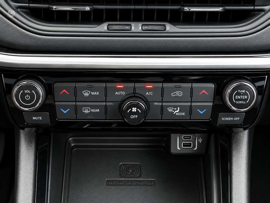 Blue Jeep Compass 2022 in Vilnius, with an engine capacity of 1.33 L and mileage of 131 thousand km for 16950 €, photo 17 on AUTOMOTO.COM.LV