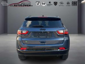 Blue Jeep Compass 2023 in Kaunas, with an engine capacity of 1.50 L and mileage of 20 thousand km for 27293 €, photo 3 on AUTOMOTO.COM.LV
