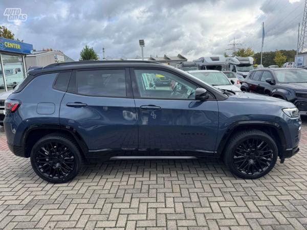 Blue Jeep Compass 2023 in Kaunas, with an engine capacity of 1.50 L and mileage of 34 thousand km for 27540 €, photo 10 on AUTOMOTO.COM.LV