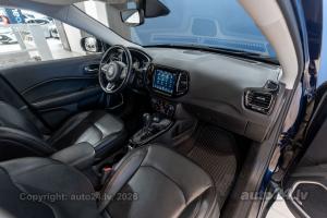 Zils Jeep Compass 2020 Tallina, ar dzinēja tilpumu 1.40 L un nobraukumu 75 tūkst. km par 16750 €, foto 11 vietnē AUTOMOTO.COM.LV