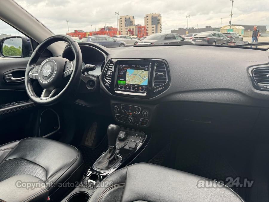 Blue Jeep Compass 2020 in Tallinn, with an engine capacity of 1.40 L and mileage of 113 thousand km for 12995 €, photo 12 on AUTOMOTO.COM.LV