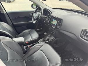 Blue Jeep Compass 2020 in Tallinn, with an engine capacity of 1.40 L and mileage of 113 thousand km for 12995 €, photo 14 on AUTOMOTO.COM.LV