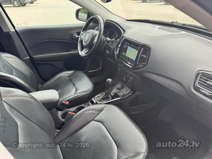 Blue Jeep Compass 2020 in Tallinn, with an engine capacity of 1.40 L and mileage of 113 thousand km for 12995 €, photo 14 on AUTOMOTO.COM.LV