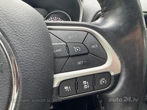 Blue Jeep Compass 2020 in Tallinn, with an engine capacity of 1.40 L and mileage of 113 thousand km for 12995 €, photo 26 on AUTOMOTO.COM.LV