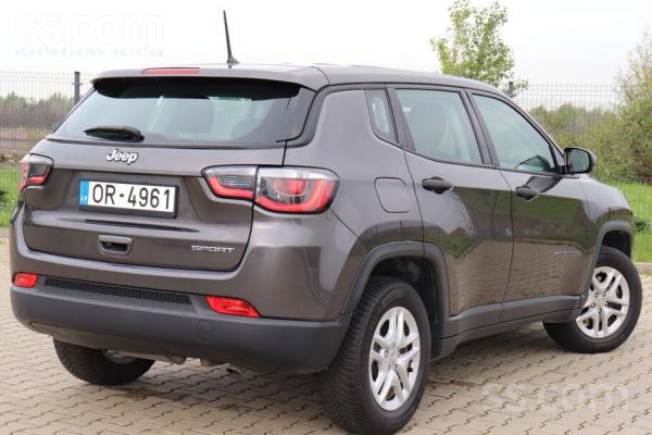 Brūns Jeep Compass 2018 Rīga, ar dzinēja tilpumu 1.60 L un nobraukumu 186 tūkst. km par 9500 €, foto 8 vietnē AUTOMOTO.COM.LV