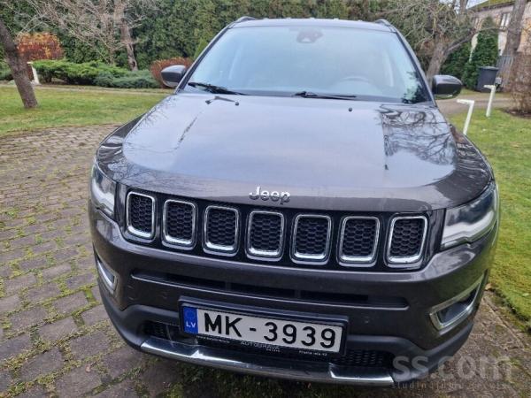 Brown Jeep Compass 2020 in Riga, with an engine capacity of 1.40 L and mileage of 168 thousand km for 12300 €, photo 2 on AUTOMOTO.COM.LV