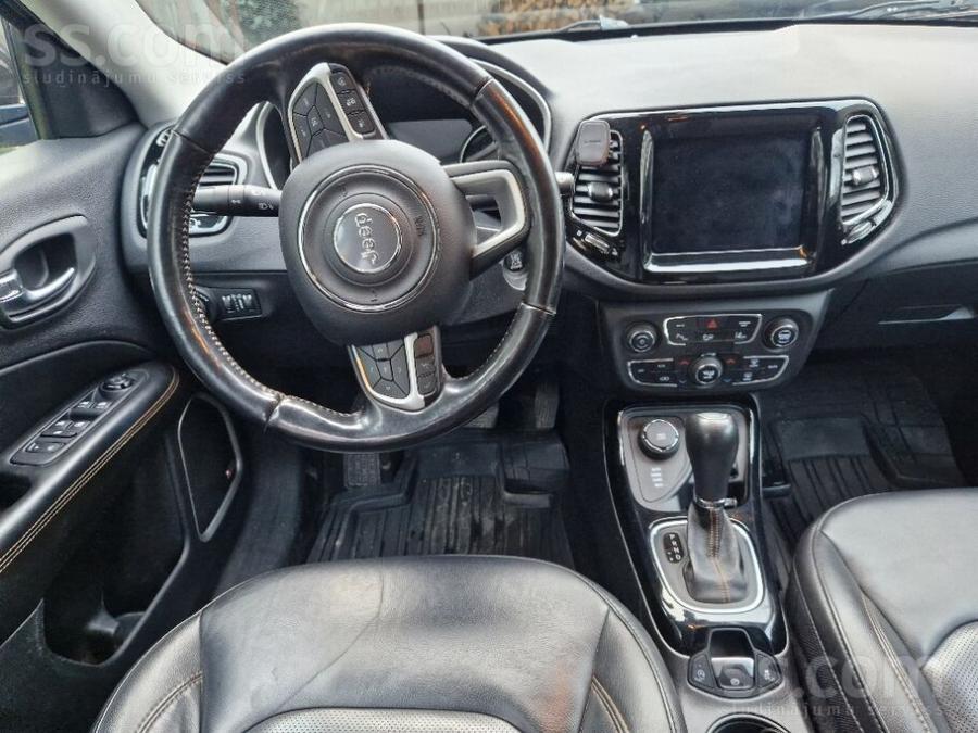 Brūns Jeep Compass 2020 Rīga, ar dzinēja tilpumu 1.40 L un nobraukumu 169 tūkst. km par 12300 €, foto 4 vietnē AUTOMOTO.COM.LV