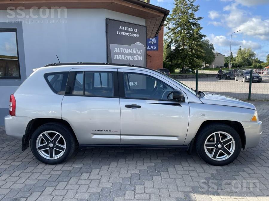 Jeep Compass 2007 Talsi, ar dzinēja tilpumu 2.00 L un nobraukumu 240 tūkst. km par 3300 €, foto 2 vietnē AUTOMOTO.COM.LV
