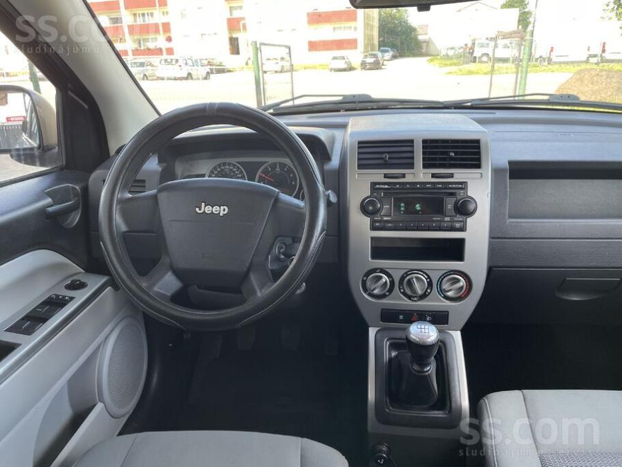 Jeep Compass 2007 Talsi, ar dzinēja tilpumu 2.00 L un nobraukumu 240 tūkst. km par 3300 €, foto 6 vietnē AUTOMOTO.COM.LV