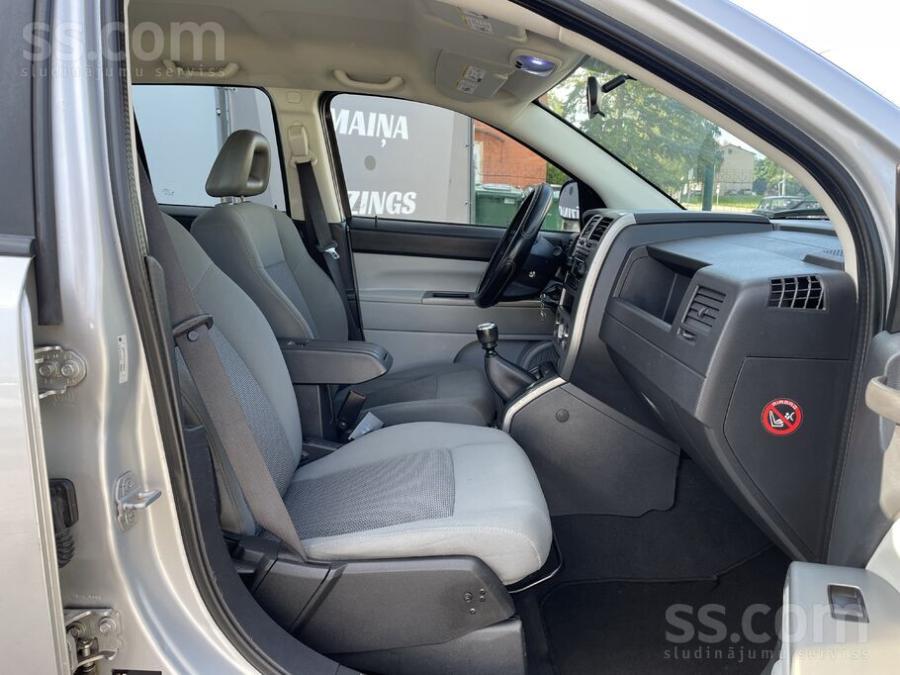 Jeep Compass 2007 Talsi, ar dzinēja tilpumu 2.00 L un nobraukumu 240 tūkst. km par 3300 €, foto 8 vietnē AUTOMOTO.COM.LV