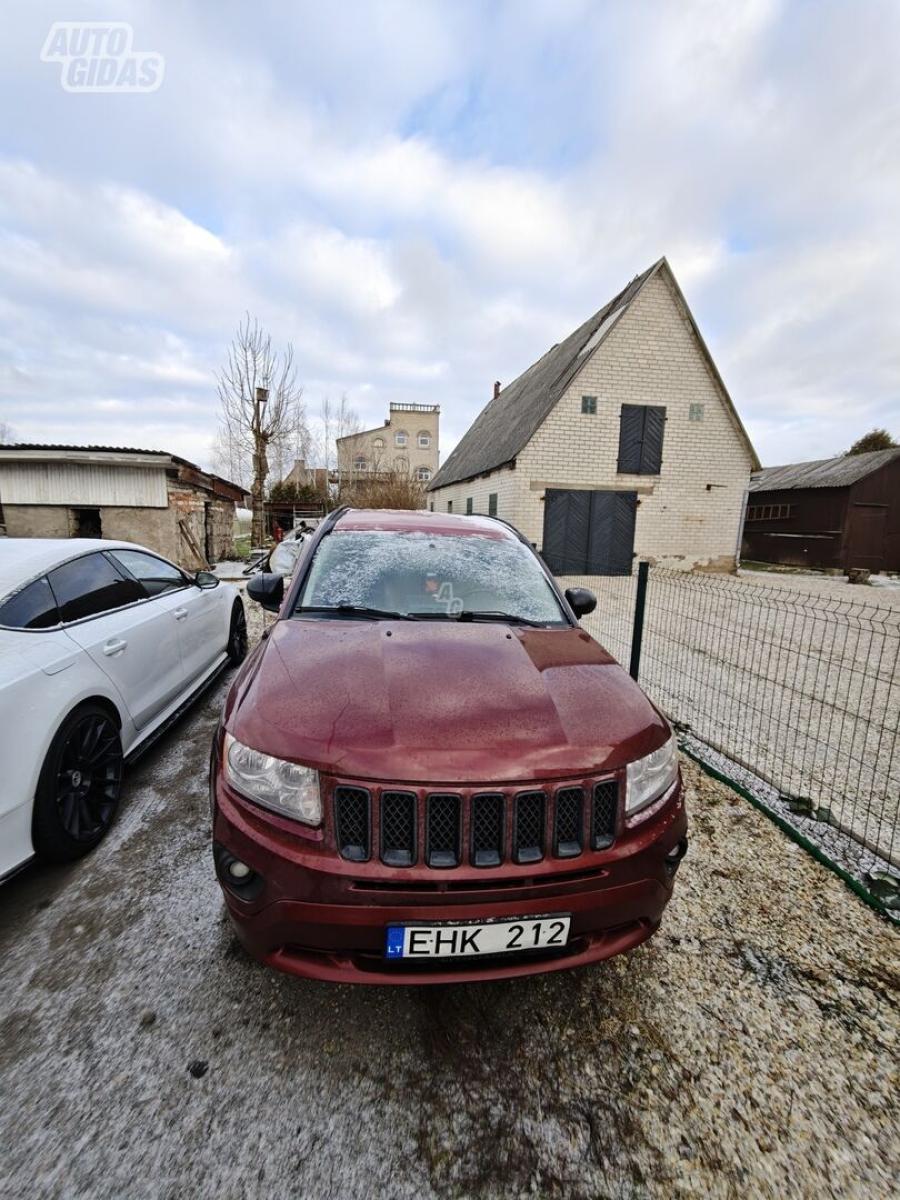 Jeep Compass 2008 in Kaisiadorys, with an engine capacity of 2.40 L and mileage of 280 thousand km for 1700 €, photo 1 on AUTOMOTO.COM.LV