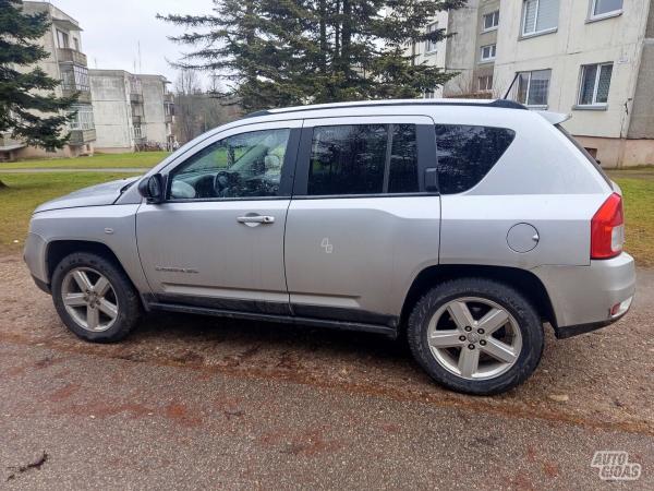 Jeep Compass 2011 in Ignalina, with an engine capacity of 2.10 L and mileage of 278 thousand km for 5500 €, photo 3 on AUTOMOTO.COM.LV