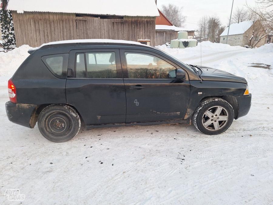 Jeep Compass 2011 Šilalė, ar dzinēja tilpumu 2.40 L un nobraukumu 250 tūkst. km par 880 €, foto 3 vietnē AUTOMOTO.COM.LV
