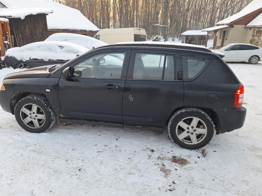 Jeep Compass 2011 Šilalė, ar dzinēja tilpumu 2.40 L un nobraukumu 250 tūkst. km par 880 €, foto 7 vietnē AUTOMOTO.COM.LV