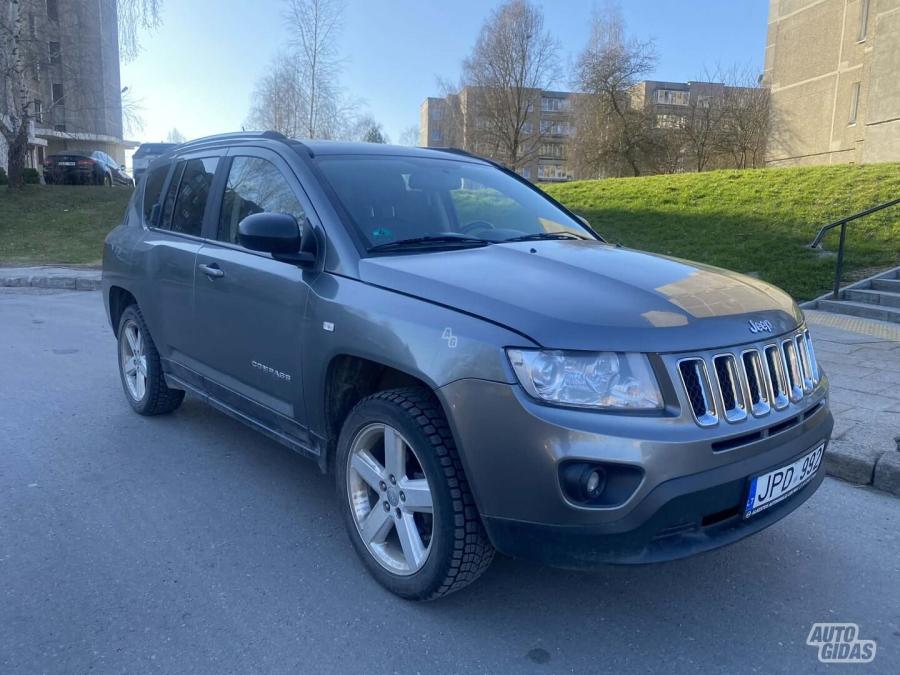 Jeep Compass 2012 Viļņa, ar dzinēja tilpumu 2.20 L un nobraukumu 250 tūkst. km par 1950 €, foto 1 vietnē AUTOMOTO.COM.LV