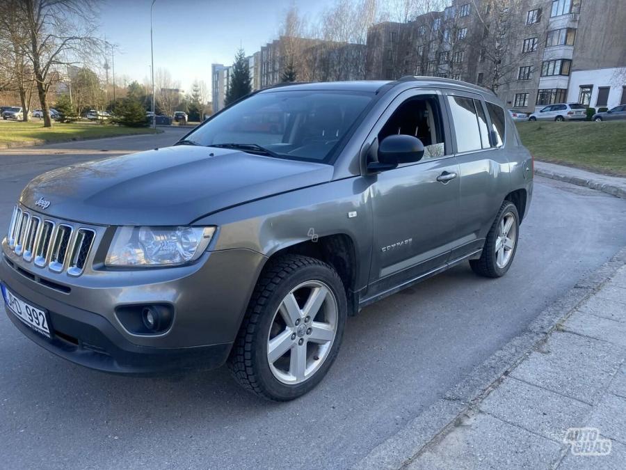 Jeep Compass 2012 Viļņa, ar dzinēja tilpumu 2.20 L un nobraukumu 250 tūkst. km par 1950 €, foto 3 vietnē AUTOMOTO.COM.LV