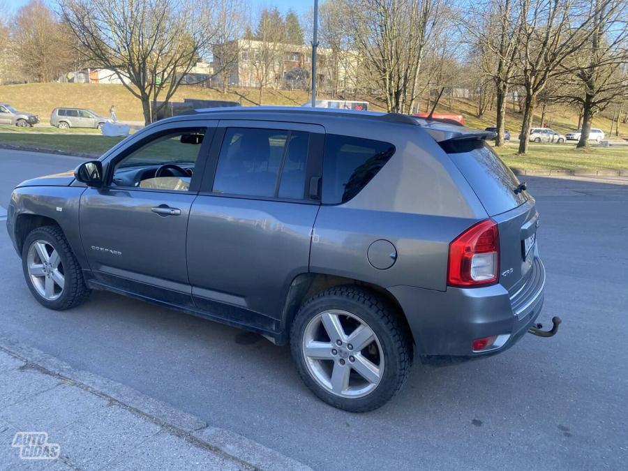 Jeep Compass 2012 Viļņa, ar dzinēja tilpumu 2.20 L un nobraukumu 250 tūkst. km par 1950 €, foto 5 vietnē AUTOMOTO.COM.LV