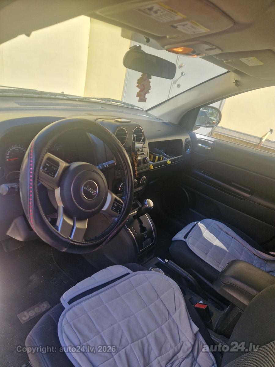 Jeep Compass 2012 Narva, ar dzinēja tilpumu 2.40 L un nobraukumu 0 tūkst. km par 4300 €, foto 3 vietnē AUTOMOTO.COM.LV