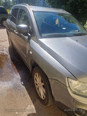 Jeep Compass 2012 Narva, ar dzinēja tilpumu 2.40 L un nobraukumu 0 tūkst. km par 4300 €, foto 6 vietnē AUTOMOTO.COM.LV