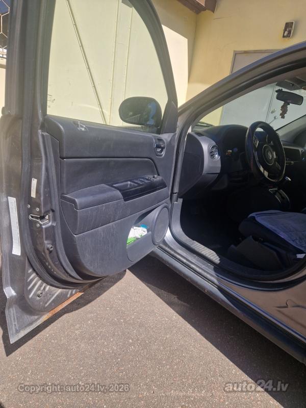 Jeep Compass 2012 Narva, ar dzinēja tilpumu 2.40 L un nobraukumu 0 tūkst. km par 4300 €, foto 7 vietnē AUTOMOTO.COM.LV