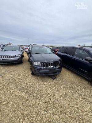 Jeep Compass 2016 in Siauliai, with an engine capacity of 2.00 L and mileage of 263 thousand km for 1600 €, photo 10 on AUTOMOTO.COM.LV