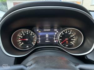 Jeep Compass 2018 in Vilnius, with an engine capacity of 2.40 L and mileage of 200 thousand km for 7400 €, photo 12 on AUTOMOTO.COM.LV
