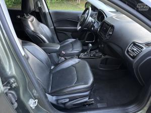 Jeep Compass 2018 in Vilnius, with an engine capacity of 2.40 L and mileage of 200 thousand km for 7400 €, photo 13 on AUTOMOTO.COM.LV