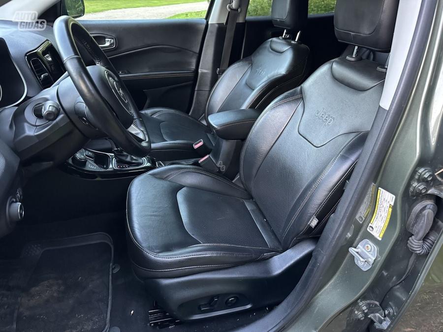 Jeep Compass 2018 in Vilnius, with an engine capacity of 2.40 L and mileage of 200 thousand km for 7400 €, photo 18 on AUTOMOTO.COM.LV