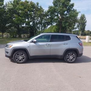 Jeep Compass 2020 in Kaunas, with an engine capacity of 2.40 L and mileage of 107 thousand km for 15100 €, photo 5 on AUTOMOTO.COM.LV