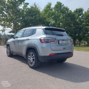Jeep Compass 2020 in Kaunas, with an engine capacity of 2.40 L and mileage of 107 thousand km for 15100 €, photo 6 on AUTOMOTO.COM.LV