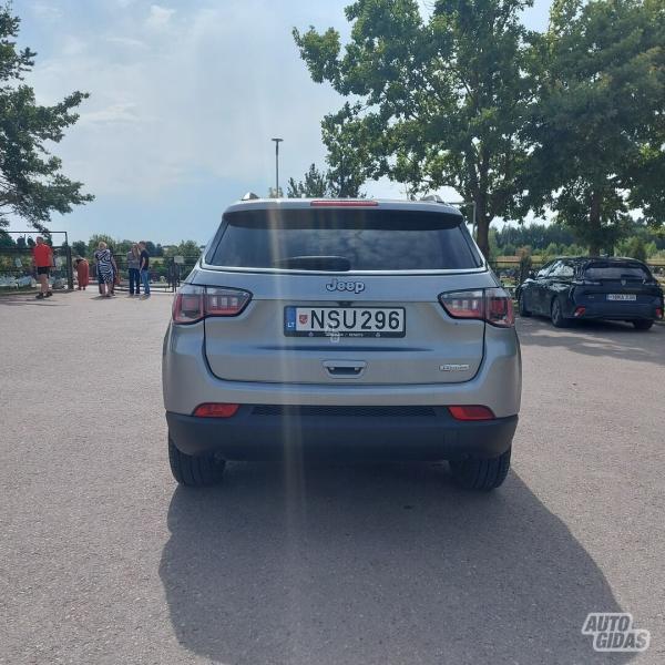 Jeep Compass 2020 in Kaunas, with an engine capacity of 2.40 L and mileage of 107 thousand km for 15100 €, photo 7 on AUTOMOTO.COM.LV