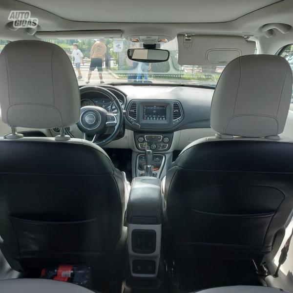 Jeep Compass 2020 in Kaunas, with an engine capacity of 2.40 L and mileage of 107 thousand km for 15100 €, photo 11 on AUTOMOTO.COM.LV