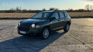 Zaļš Jeep Compass 2008 Rīga, ar dzinēja tilpumu 2.40 L un nobraukumu 0 tūkst. km par 2999 €, foto  vietnē AUTOMOTO.COM.LV
