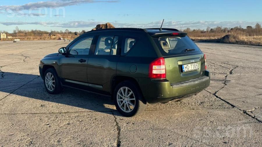 Zaļš Jeep Compass 2008 Rīga, ar dzinēja tilpumu 2.40 L un nobraukumu 0 tūkst. km par 2999 €, foto 4 vietnē AUTOMOTO.COM.LV