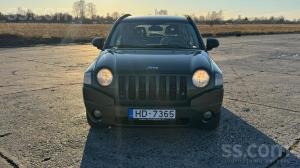 Zaļš Jeep Compass 2008 Rīga, ar dzinēja tilpumu 2.40 L un nobraukumu 0 tūkst. km par 2999 €, foto 9 vietnē AUTOMOTO.COM.LV