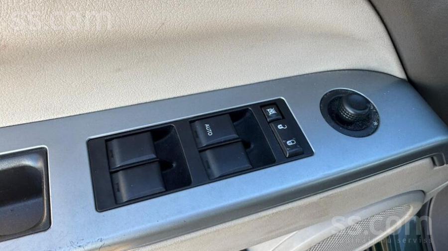 Zaļš Jeep Compass 2008 Rīga, ar dzinēja tilpumu 2.40 L un nobraukumu 0 tūkst. km par 2999 €, foto 16 vietnē AUTOMOTO.COM.LV