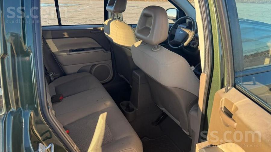 Zaļš Jeep Compass 2008 Rīga, ar dzinēja tilpumu 2.40 L un nobraukumu 0 tūkst. km par 2999 €, foto 22 vietnē AUTOMOTO.COM.LV