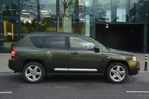 Green Jeep Compass 2008 in Riga, with an engine capacity of 2.00 L and mileage of 215 thousand km for 3500 €, photo 6 on AUTOMOTO.COM.LV