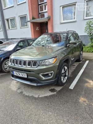 Green Jeep Compass 2018 in Alytus, with an engine capacity of 2.40 L and mileage of 300 thousand km for 14500 €, photo  on AUTOMOTO.COM.LV