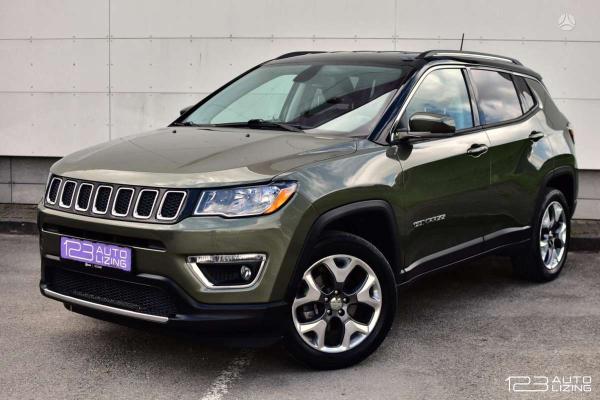 Green Jeep Compass 2020 in Kretinga, with an engine capacity of 2.36 L and mileage of 52 thousand km for 16999 €, photo 1 on AUTOMOTO.COM.LV