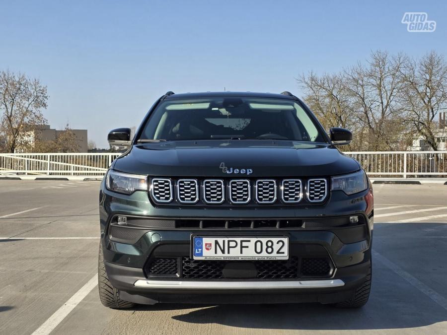 Zaļš Jeep Compass 2021 Viļņa, ar dzinēja tilpumu 1.30 L un nobraukumu 152 tūkst. km par 17000 €, foto 3 vietnē AUTOMOTO.COM.LV