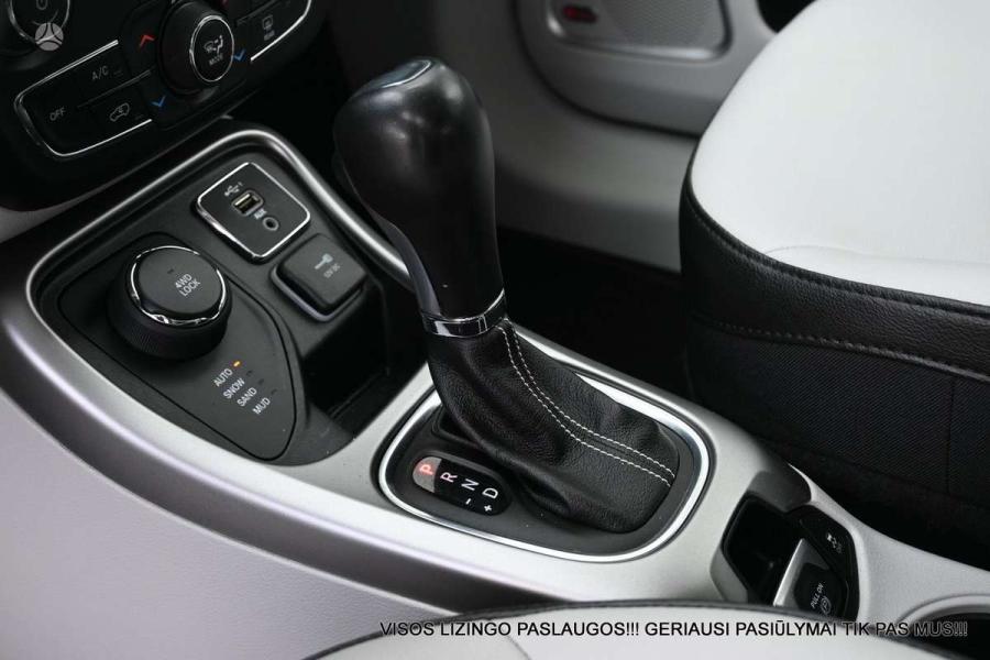 Zaļš Jeep Compass 2021 Kretinga, ar dzinēja tilpumu 2.36 L un nobraukumu 109 tūkst. km par 14199 €, foto 23 vietnē AUTOMOTO.COM.LV
