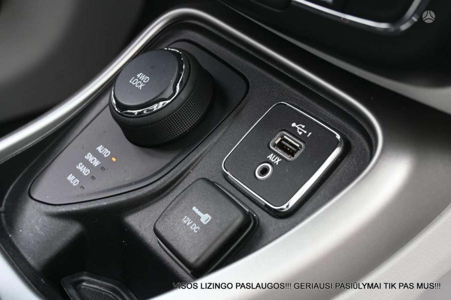 Zaļš Jeep Compass 2021 Kretinga, ar dzinēja tilpumu 2.36 L un nobraukumu 109 tūkst. km par 14199 €, foto 27 vietnē AUTOMOTO.COM.LV