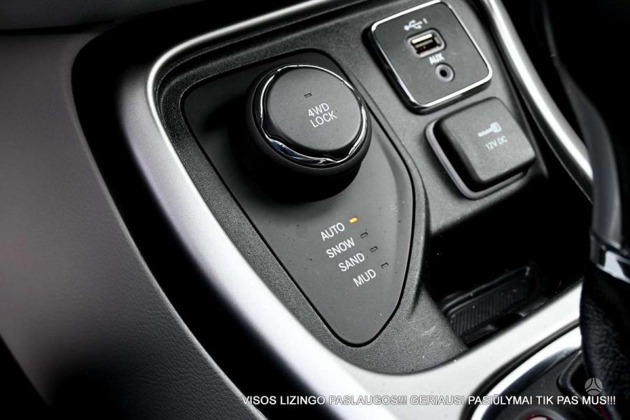 Zaļš Jeep Compass 2021 Kretinga, ar dzinēja tilpumu 2.36 L un nobraukumu 109 tūkst. km par 14199 €, foto 36 vietnē AUTOMOTO.COM.LV